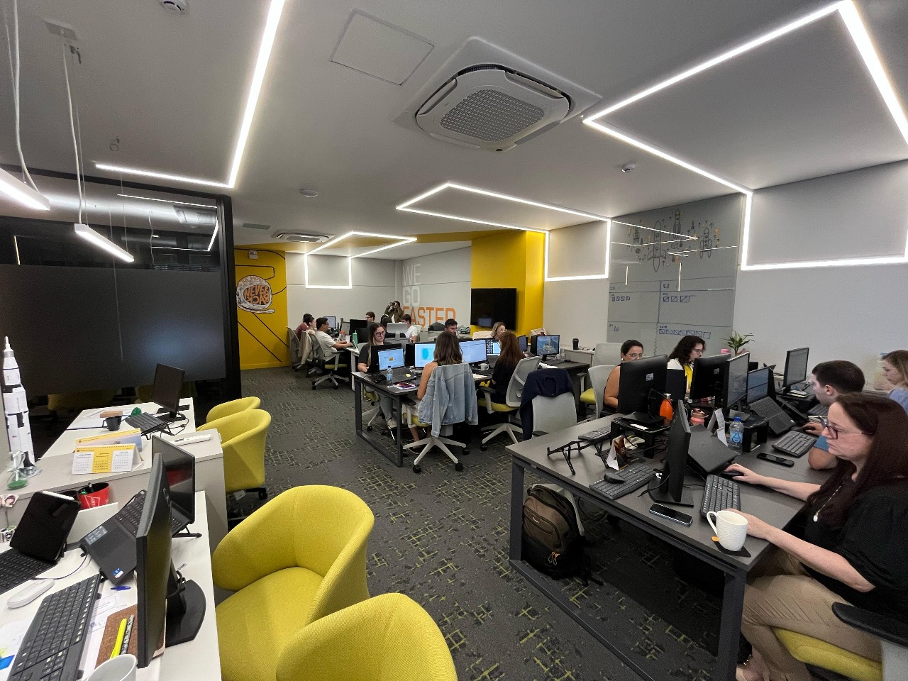 Rocket Logistics Grows Sixfold in Six Months – AerOceaNetwork